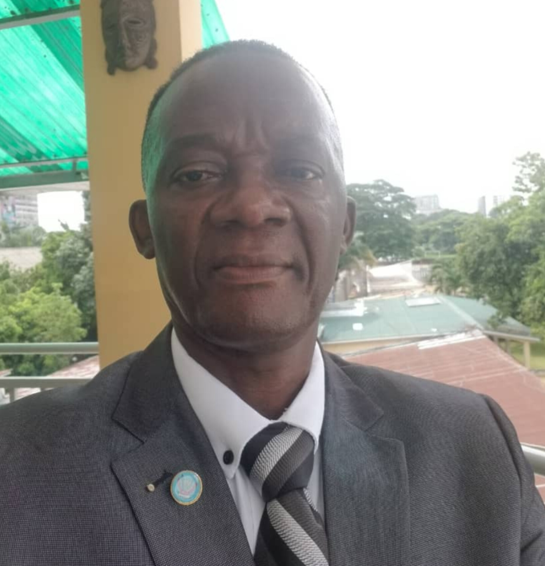RDC-Économie : Face au dollar, le Franc Congolais se revampe, même dans ...